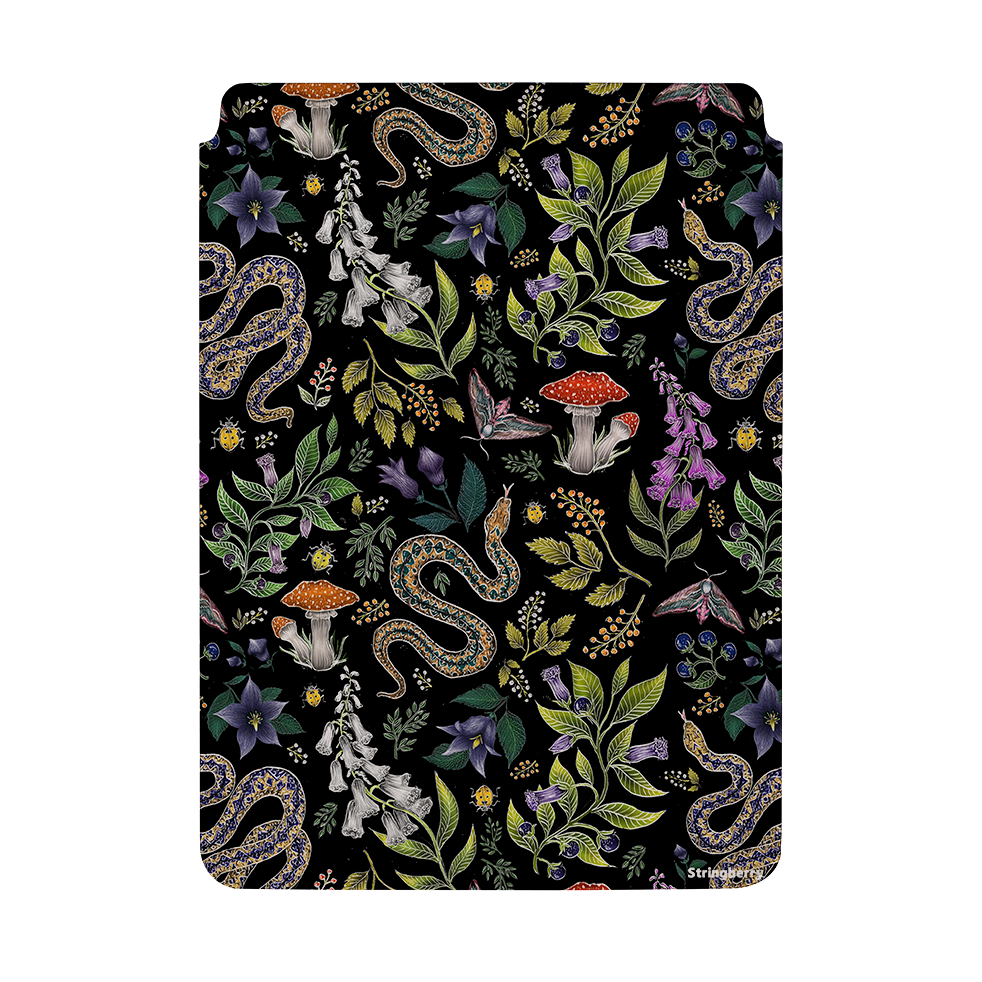 Poisonous By Catherine Rowe Laptop, Kindle & iPad Sleeve – Stringberry
